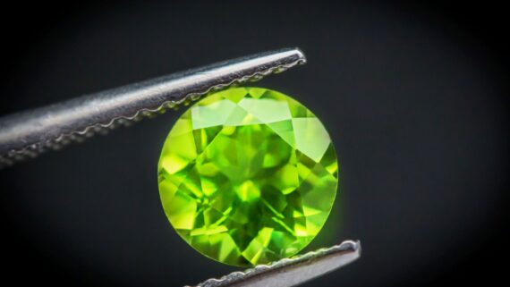 Peridoto - Significado e Propriedades (Tão lindo quanto a esmeralda ...